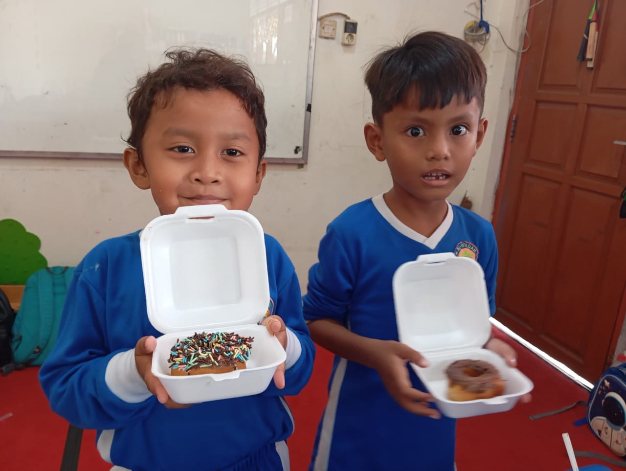 Konsumsi gizi seimbang dan Fun cooking Minum jamu beras kencur dan ...